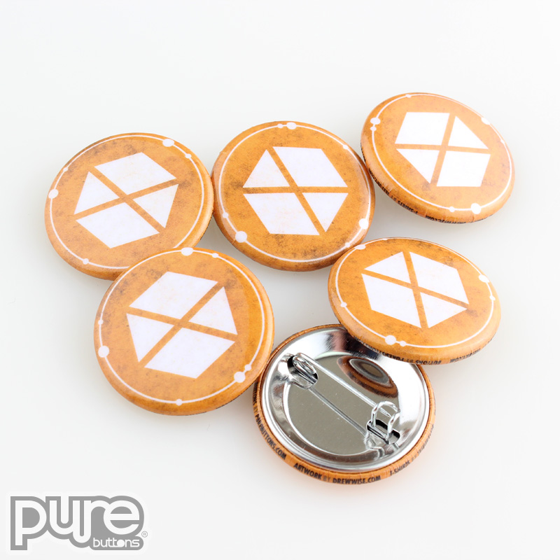 Designer Buttons | Artist Buttons | Clothing Label Button Samples