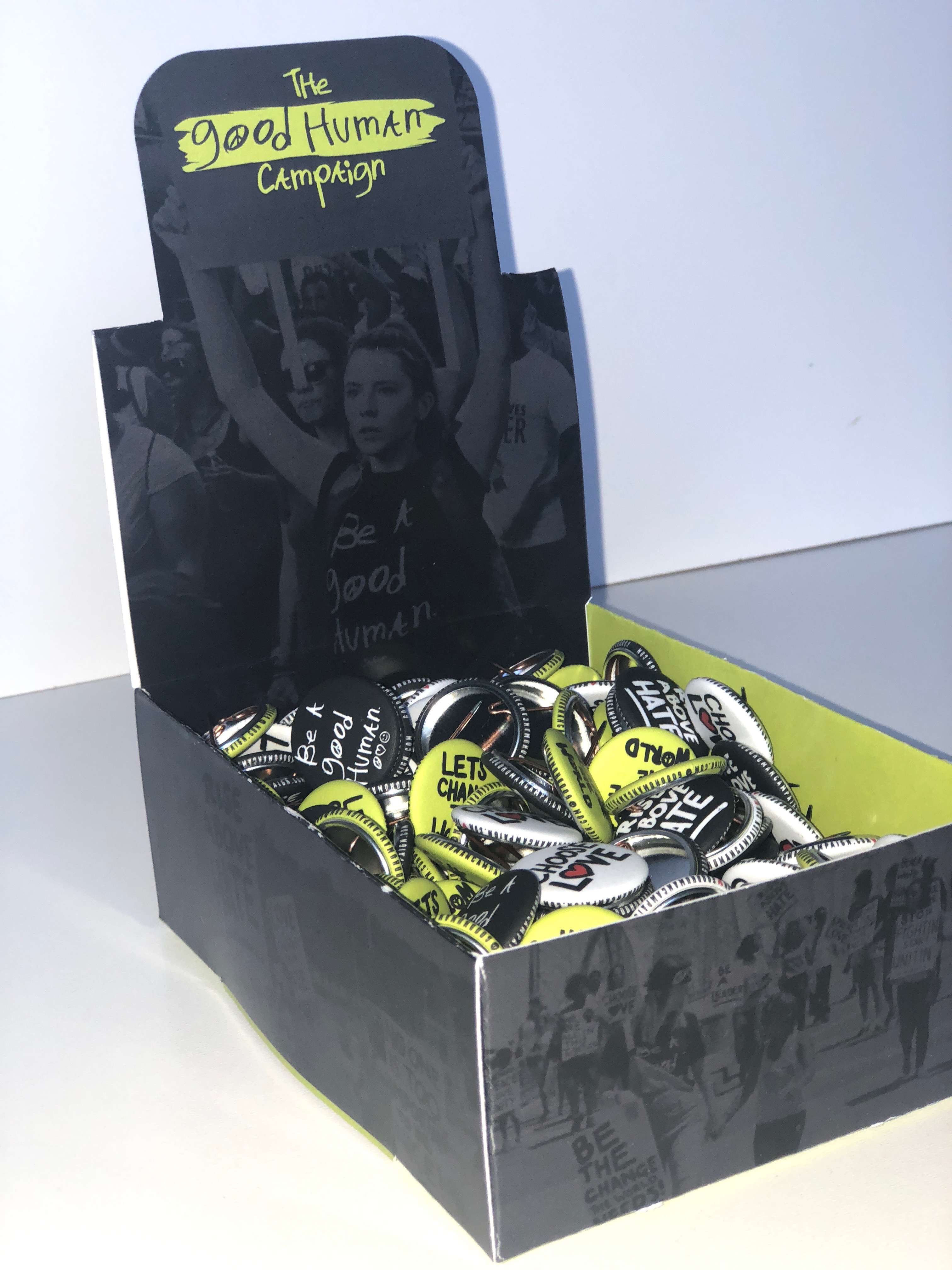 Order Custom Button Retail Display Boxes for Your Custom Buttons